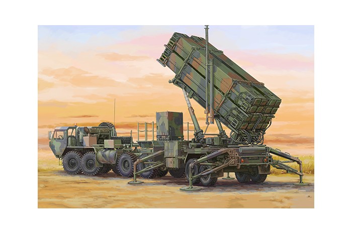 Trumpeter - M983 HEMTT & M901 Launching Station of MIM-104F P...